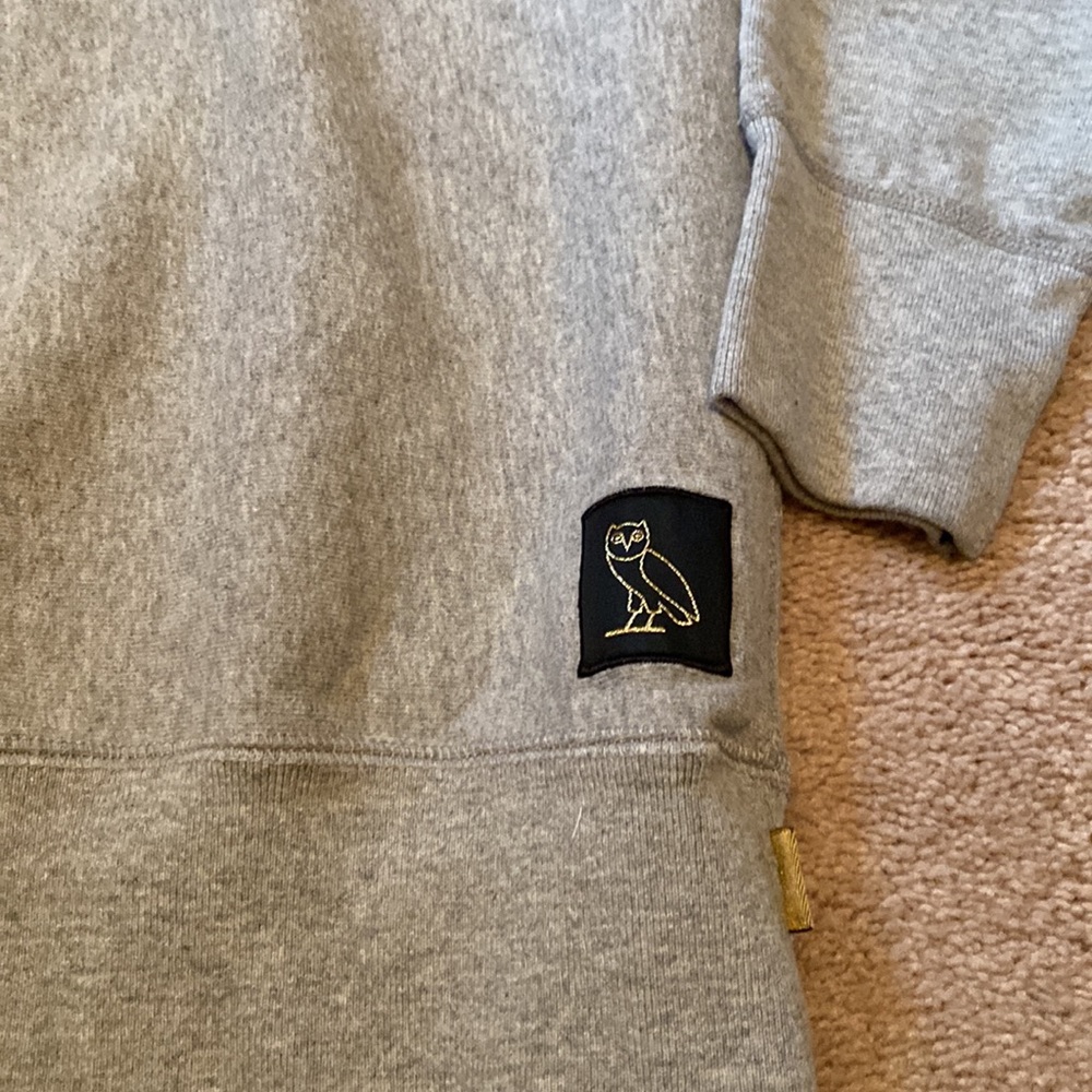 1000% Authentic Drake’s Ovo October’s Very Own Gray S… - Gem